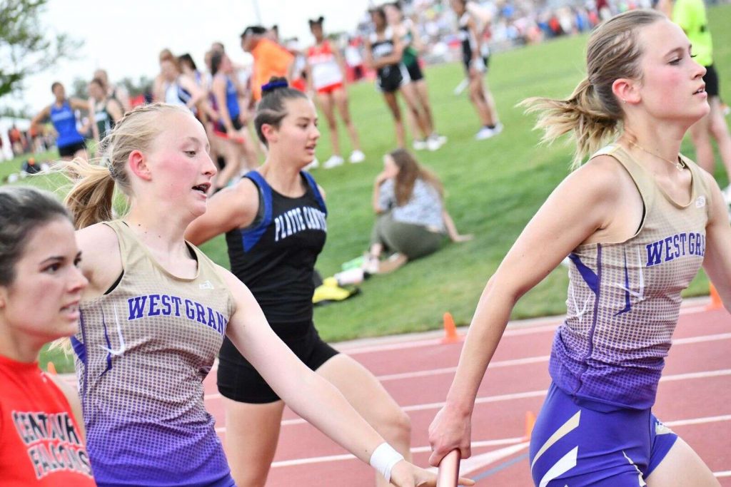 West Grand relay team sets new school record at state track meet ...